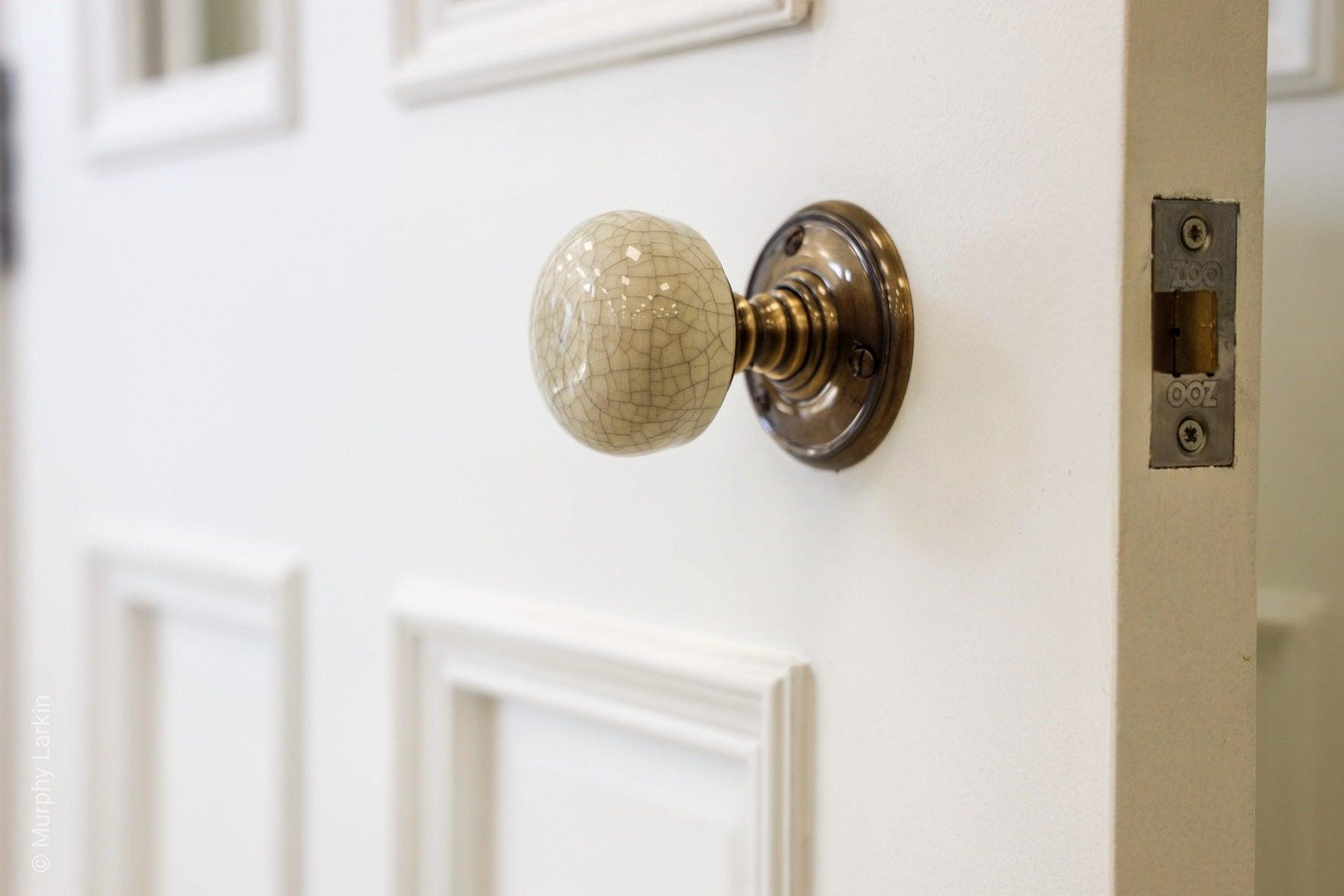 How to Fix a Loose Door Knob or Handle? – MRSLM